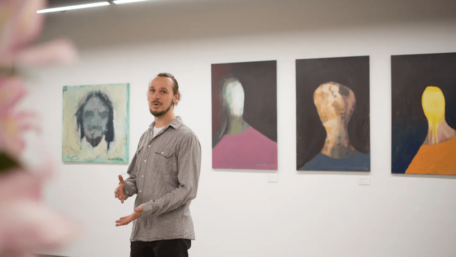 Culture ERR at Ingmar Roomets exhibition "Shadow" opening. - Artrovert ...