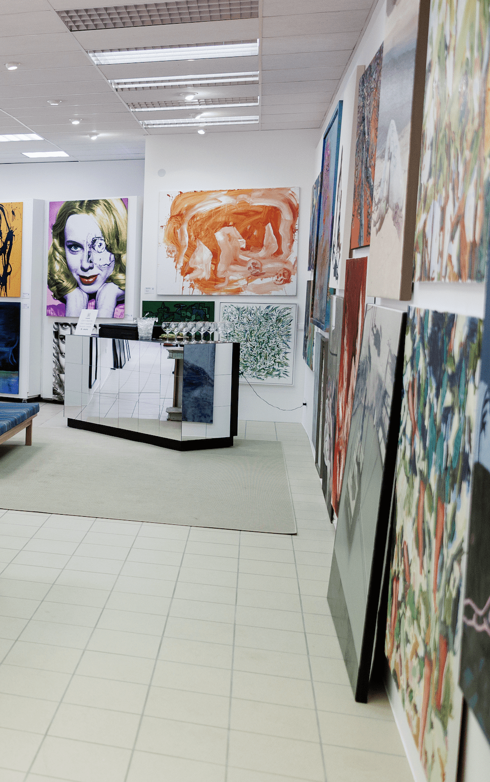 Avaleht - Artrovert | kaasaegse kunsti galerii